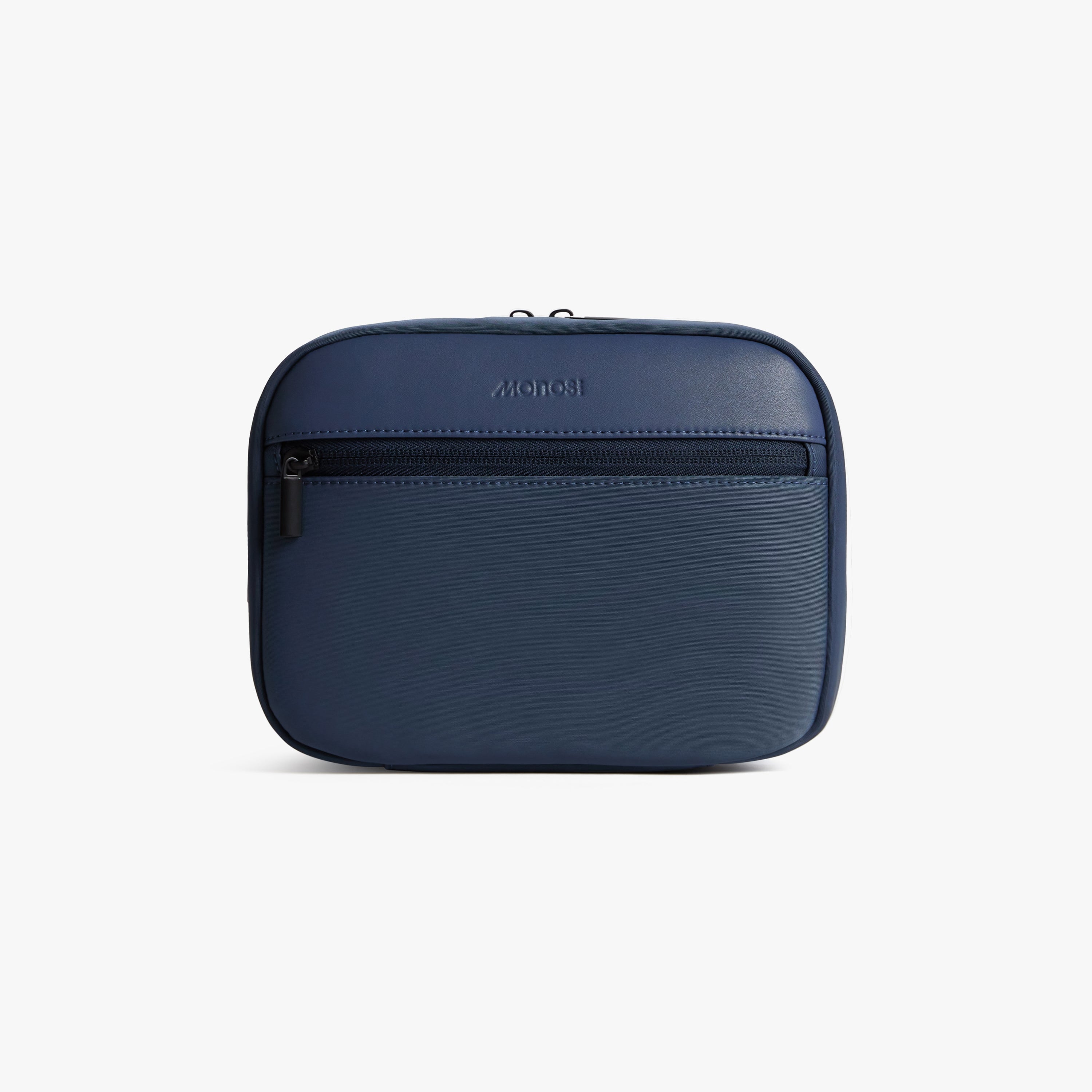 Metro Hanging Toiletry Case | Monos Travel Canada Luggage & Bags ...