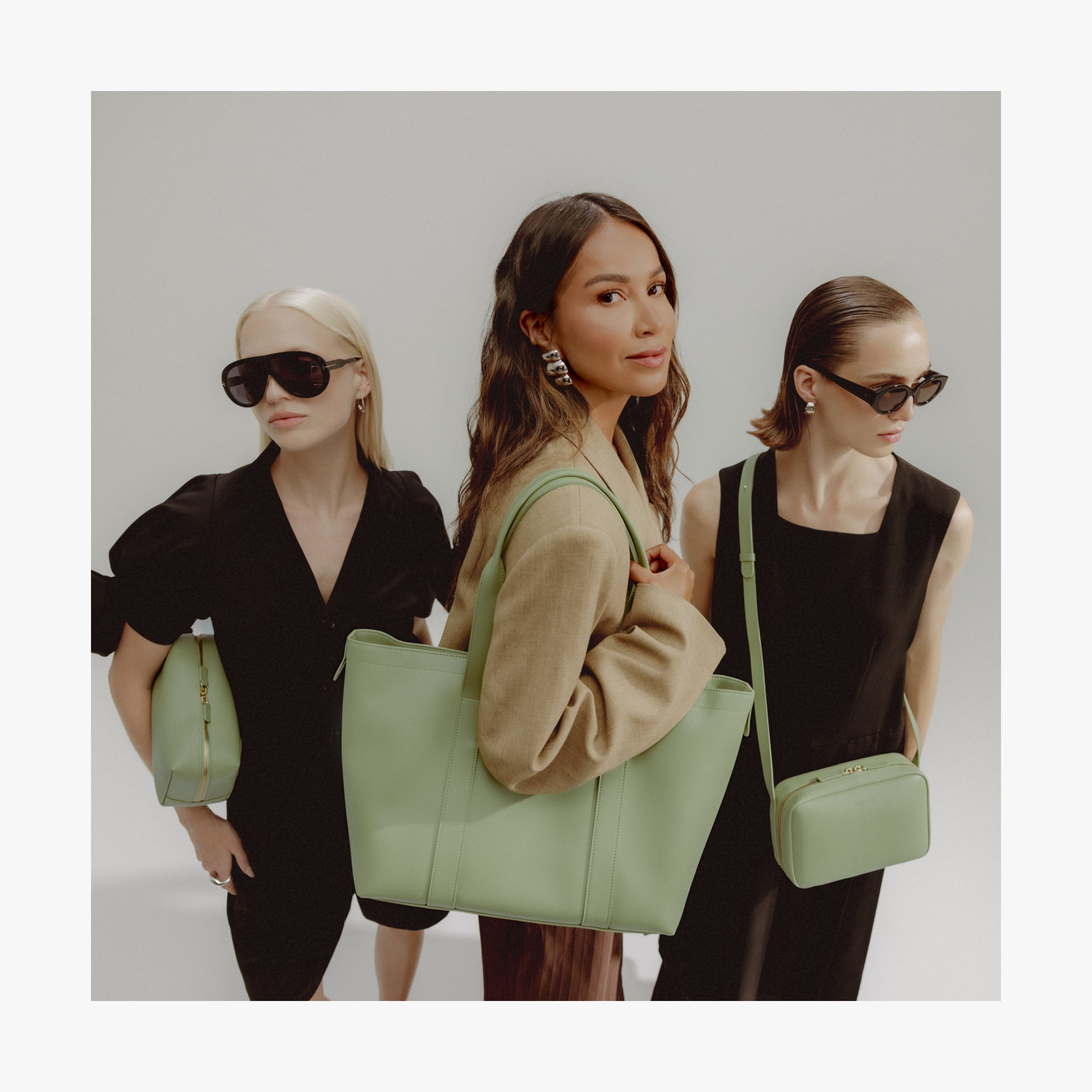 Metro Tote, Premium Vegan Leather Travel Bag | Monos Luggage & Bags ...