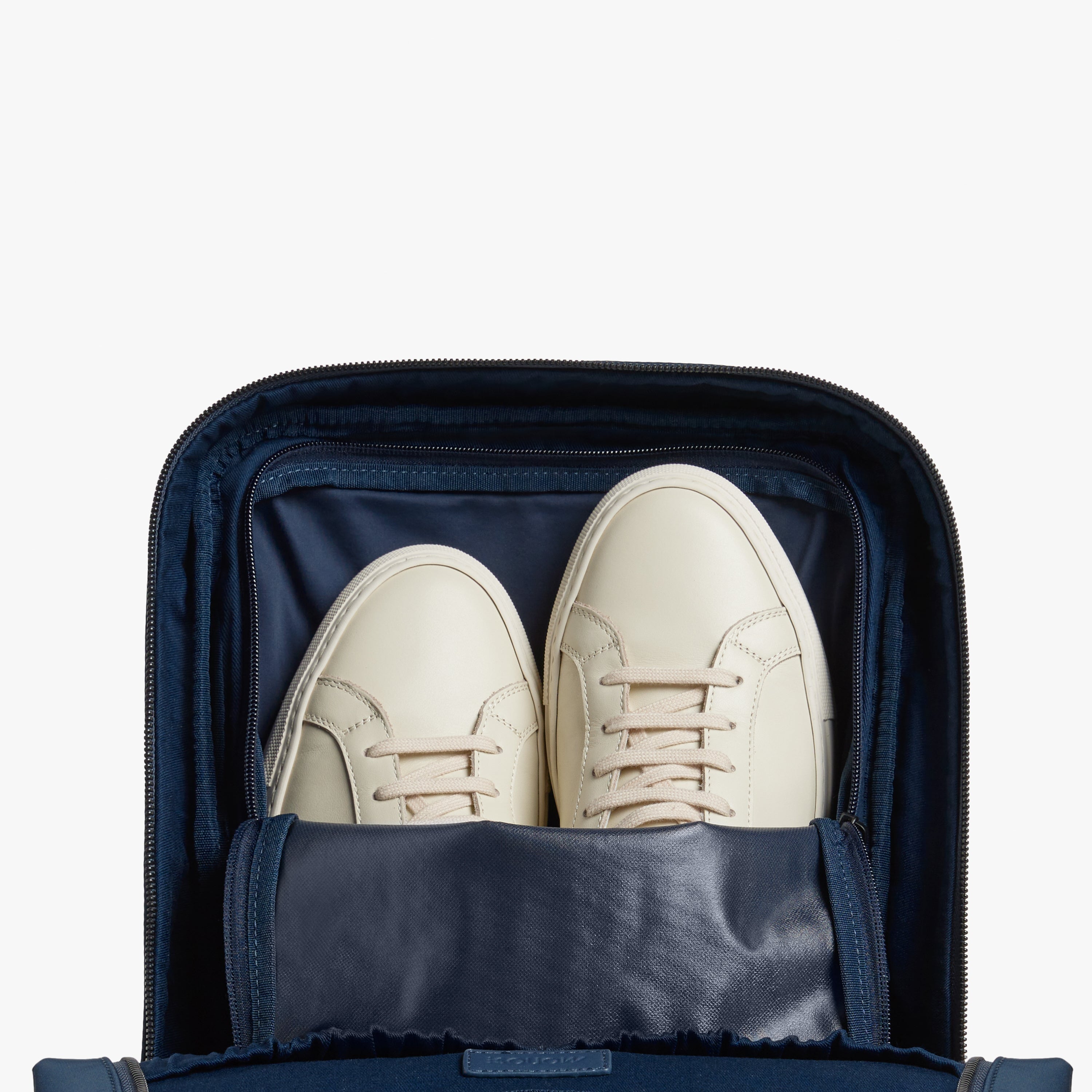 Metro Backpack, Nylon and Vegan Leather | Monos Luggage & Bags – Monos ...