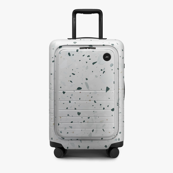 Blue Haze Luggage Sale – Save 10% on Carry-On & Check-In Sets | Monos